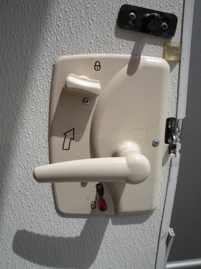 Door latches, part 2: Replacing an RV “trailer”-style door latch with ...
