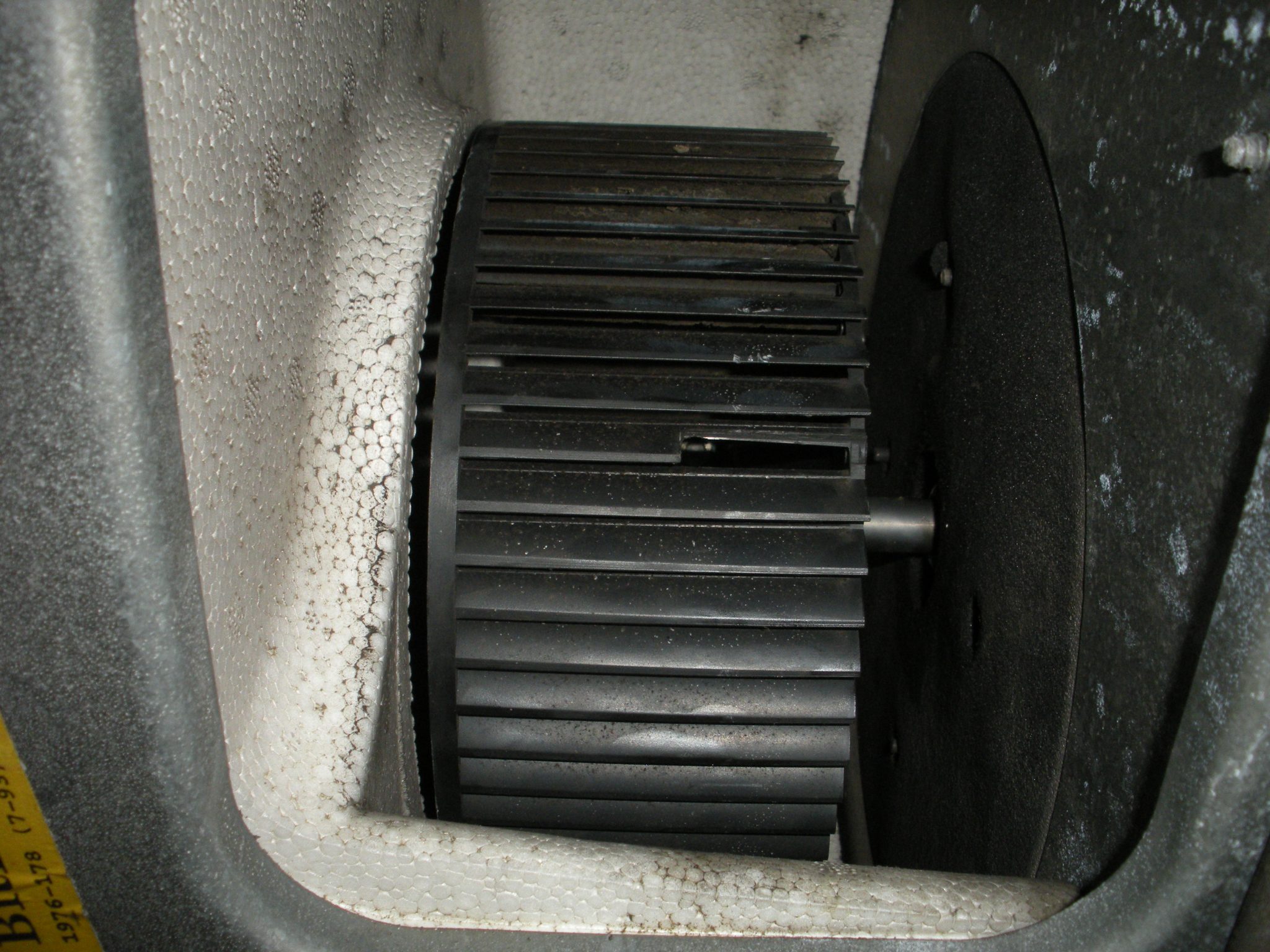 HOWTO: Coleman-Mach/RVP Blower and Condenser Fan Motor Replacement - RV ...